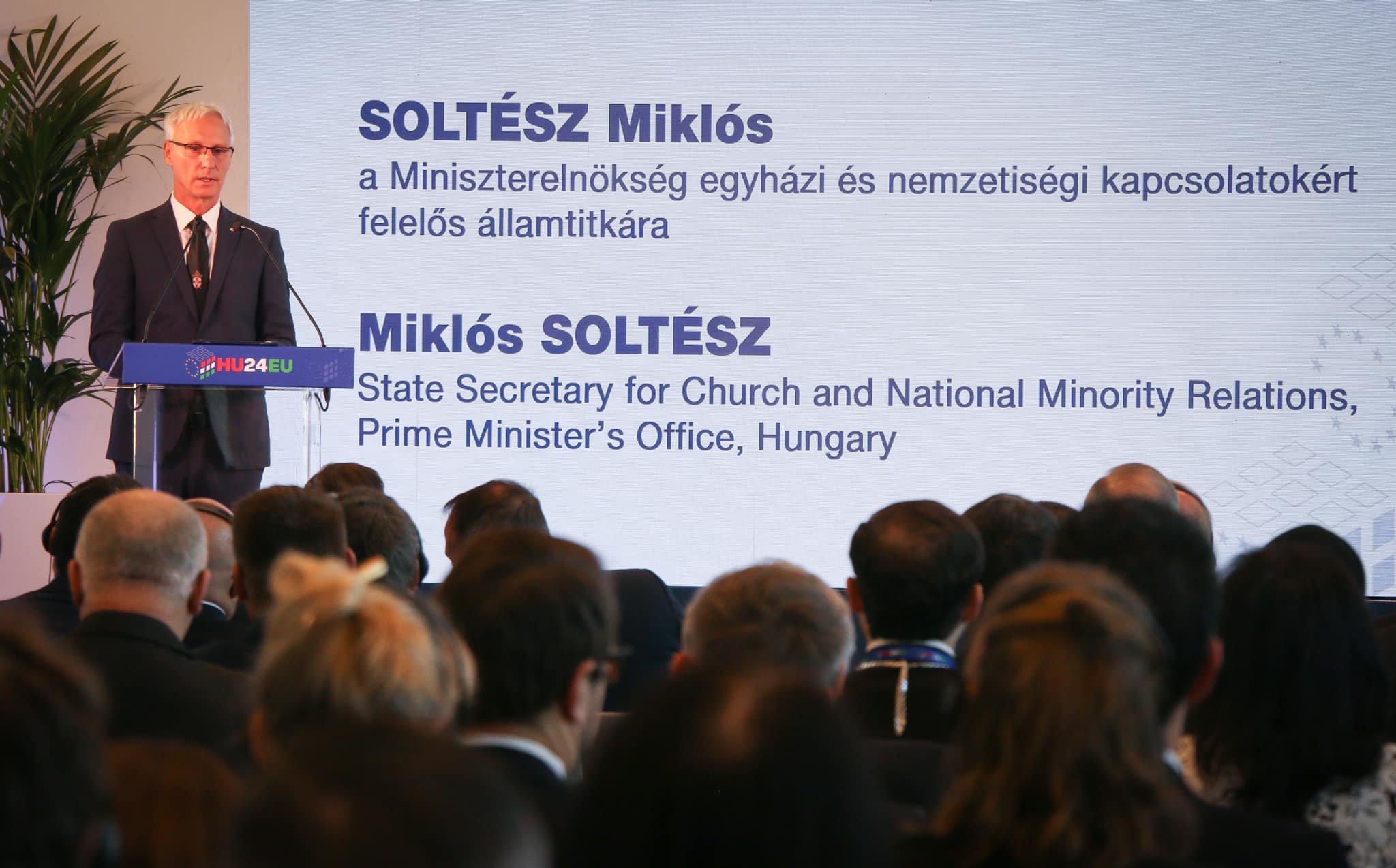 Soltész Miklós: A vallási közösségek iránymutatása nélkül Európa ...