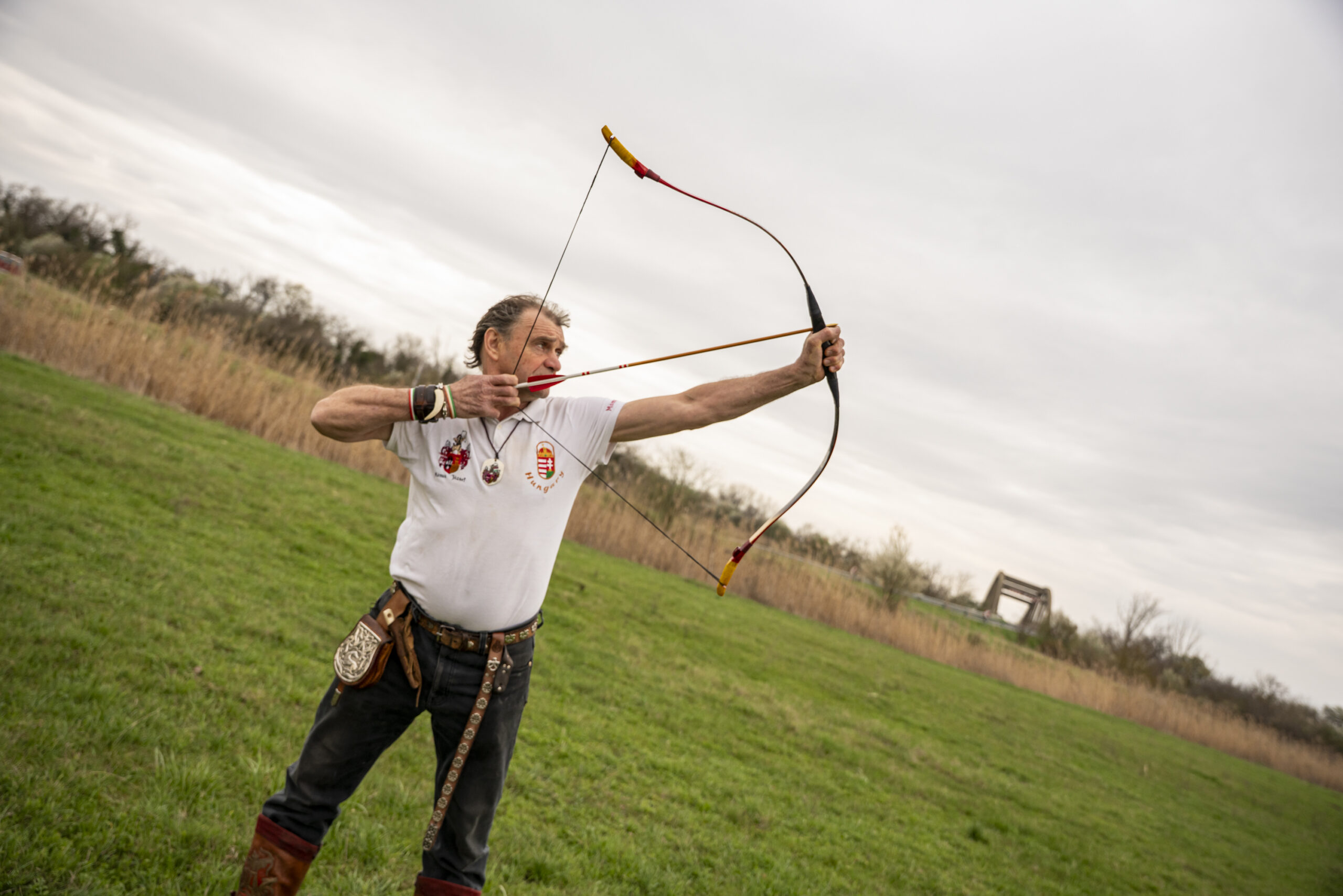 Mónus József íjász a Vasárnapnak: Életre-halálra harcolok a győzelemért ...
