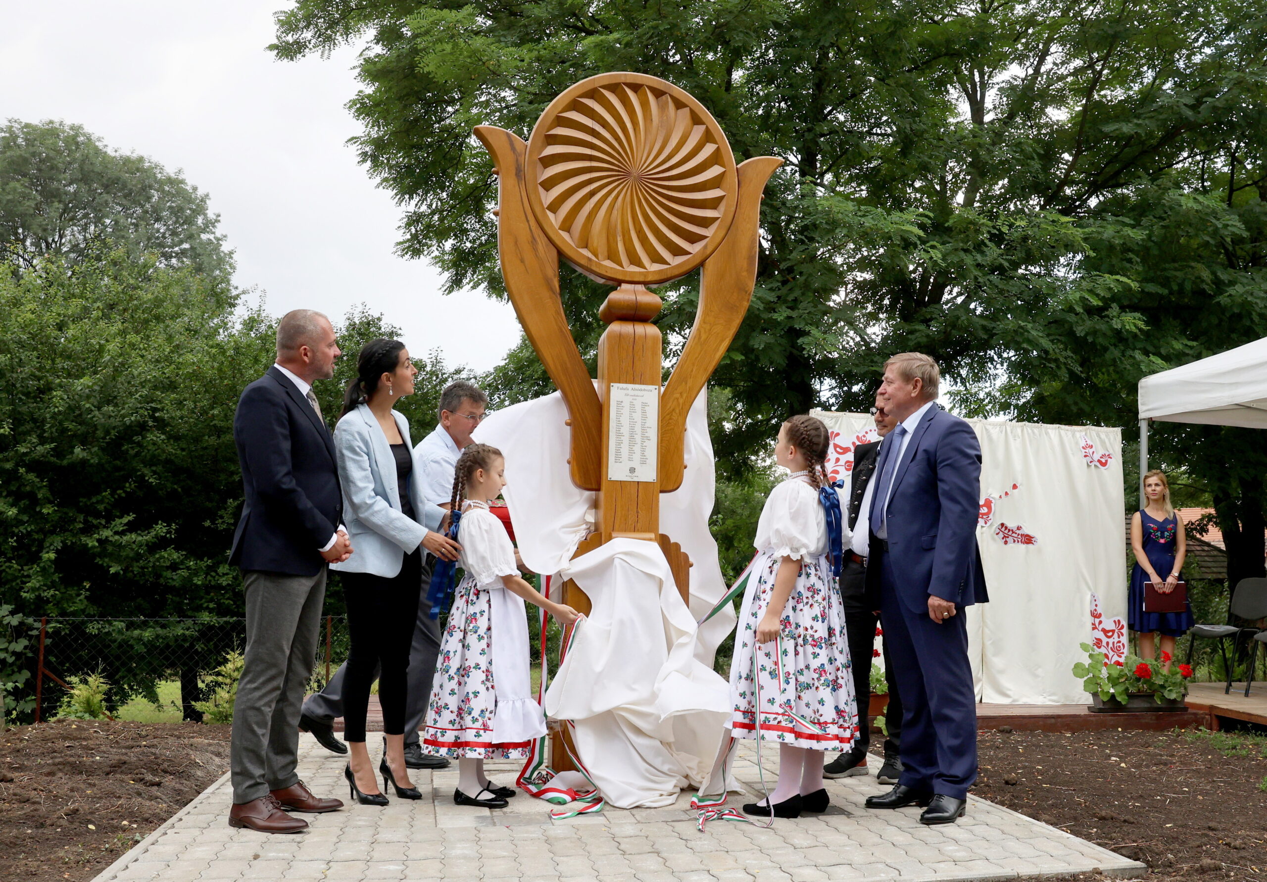 Gyopáros Alpár: a falu a magyarság fájának gyökere - Vasárnap.hu