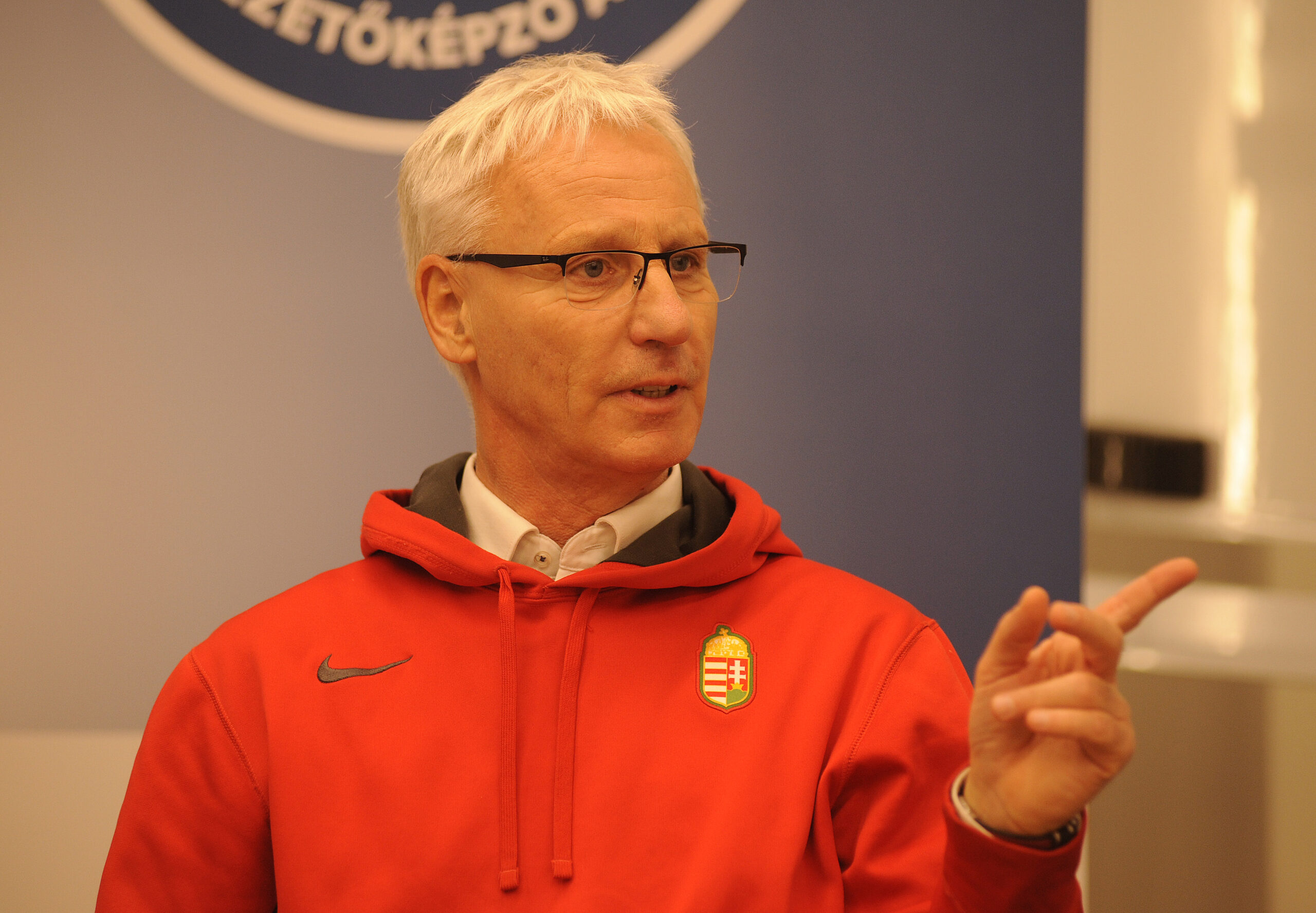 Soltész Miklós: Vállald fel, hogy keresztény vagy! - Vasárnap.hu